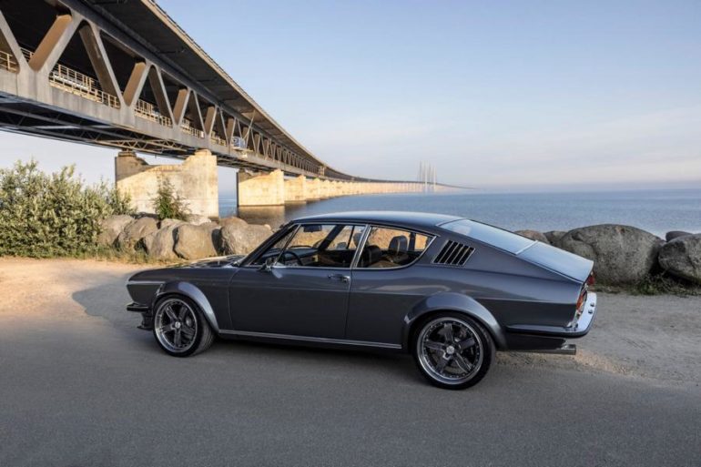 Audi 100 Coupé S/GT, ecco il restomod del modello del 1972