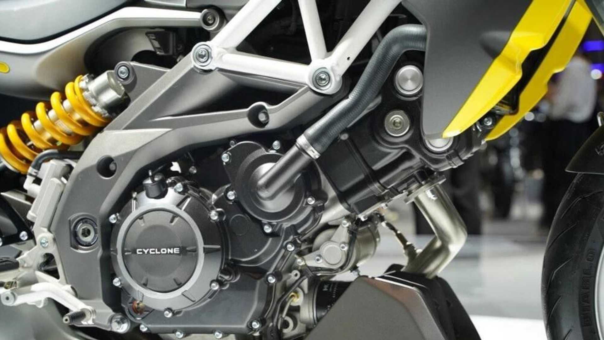 Il concept Zongshen Cyclone di Cyclone RA9 è basato sull’Aprilia Shiver 900