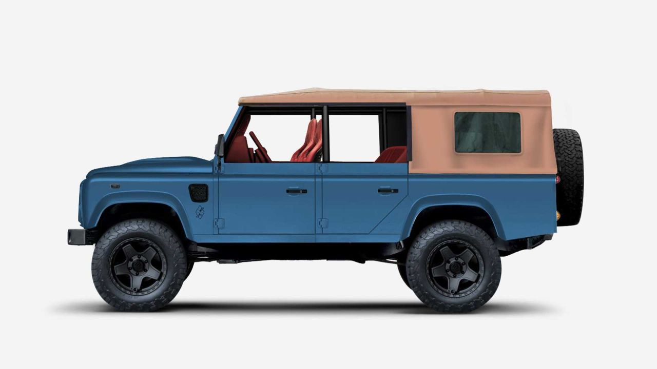 Sotto il vestito da Defender... una Jeep Wrangler