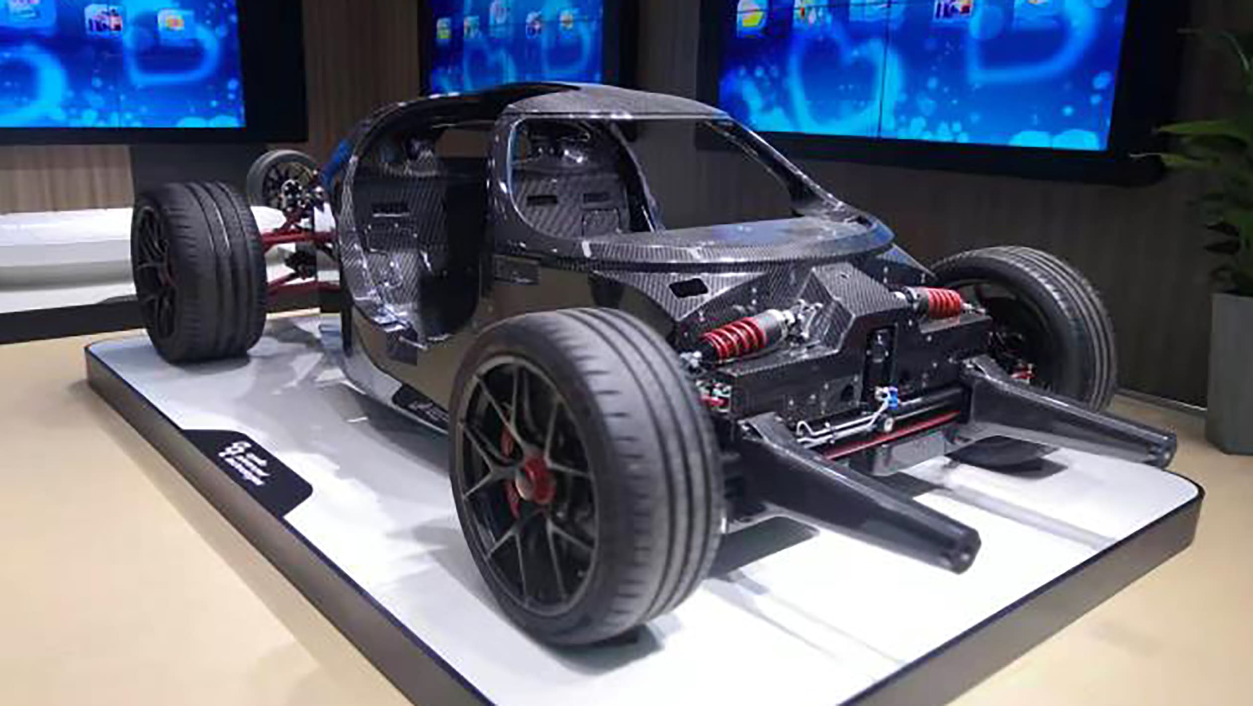 Apollo Automobil presenta tre nuove concept car