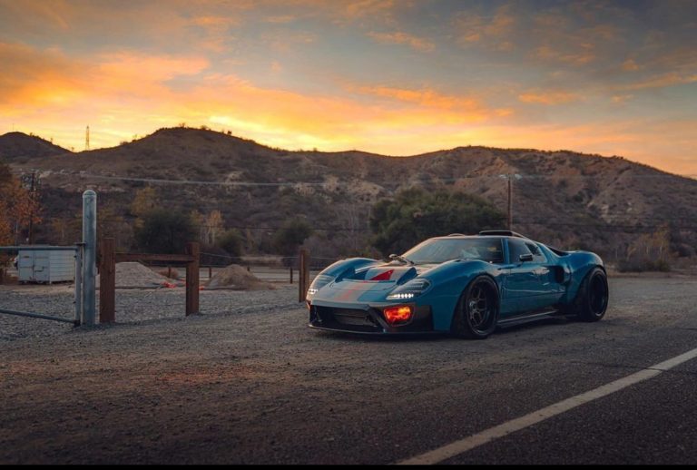 Da una stampante 3D al SEMA: ecco la Ford GT40 di Ruffian Cars