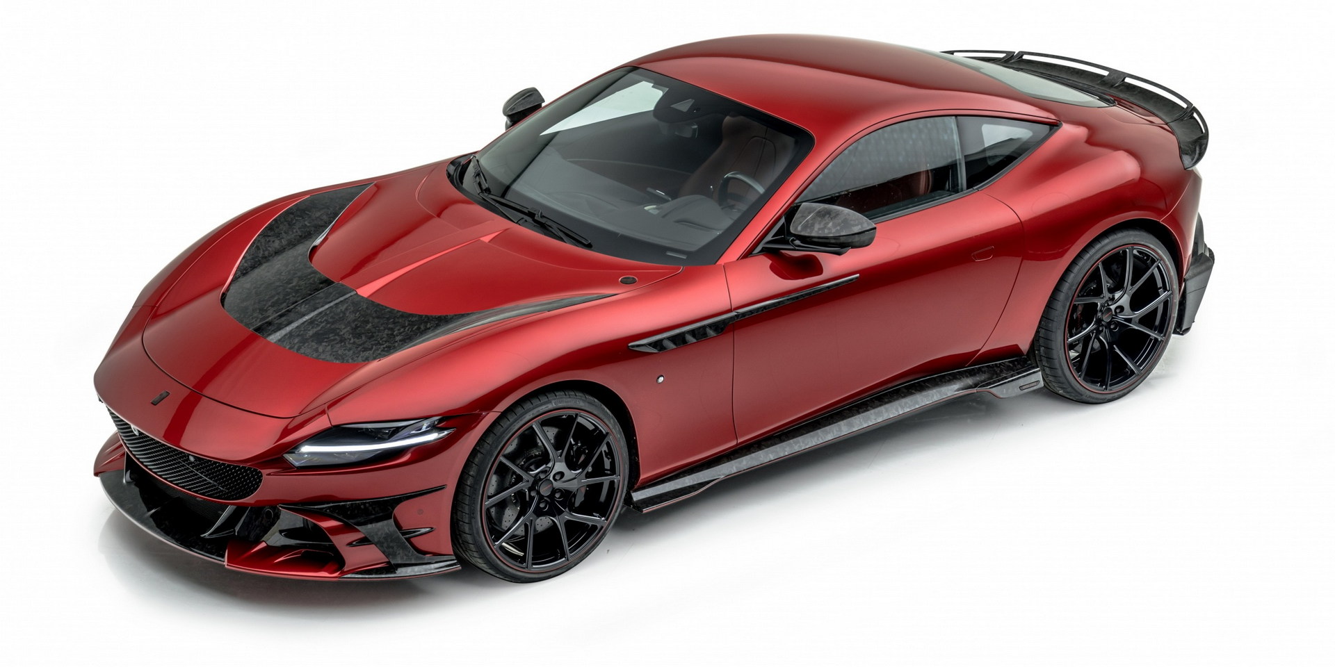 La Ferrari Roma di Mansory è ancora più potente e aggressiva