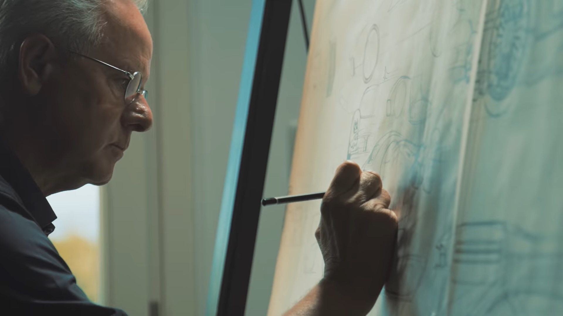 Horacio Pagani mostra in un video gli sketch della C10