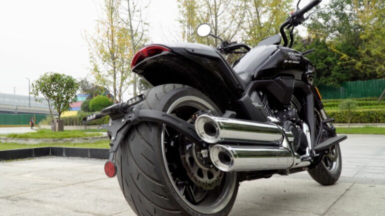 Gaokin Moto anticipa la nuova cruiser GK 1000 Thor di Brixton