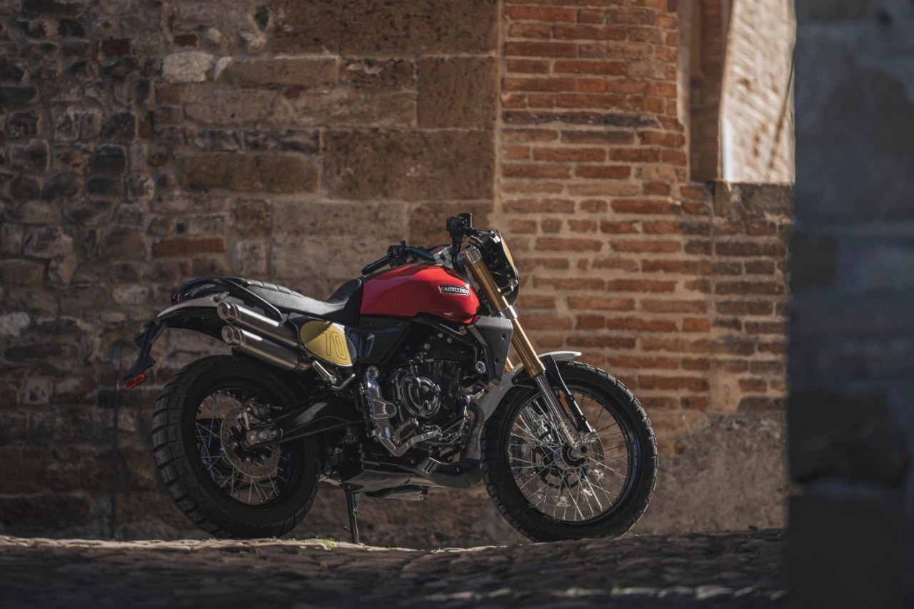 Fantic Caballero 700 apre la strada alle bicilindriche