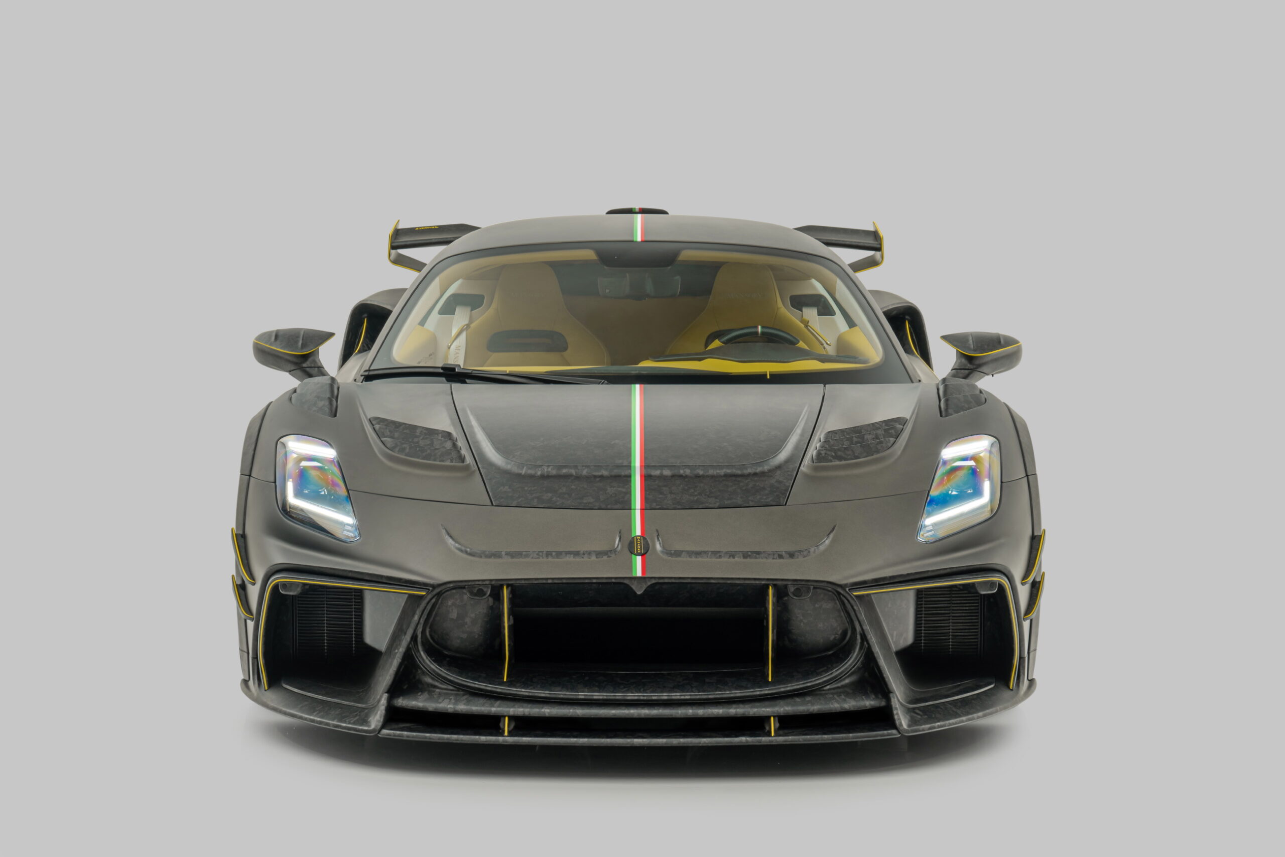 Mansory trasforma la Maserati MC20