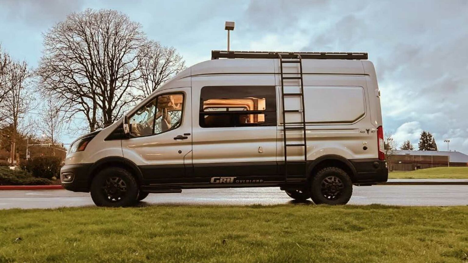 Grit Overland sviluppa un nuovo camper su base Ford Transit 4x4