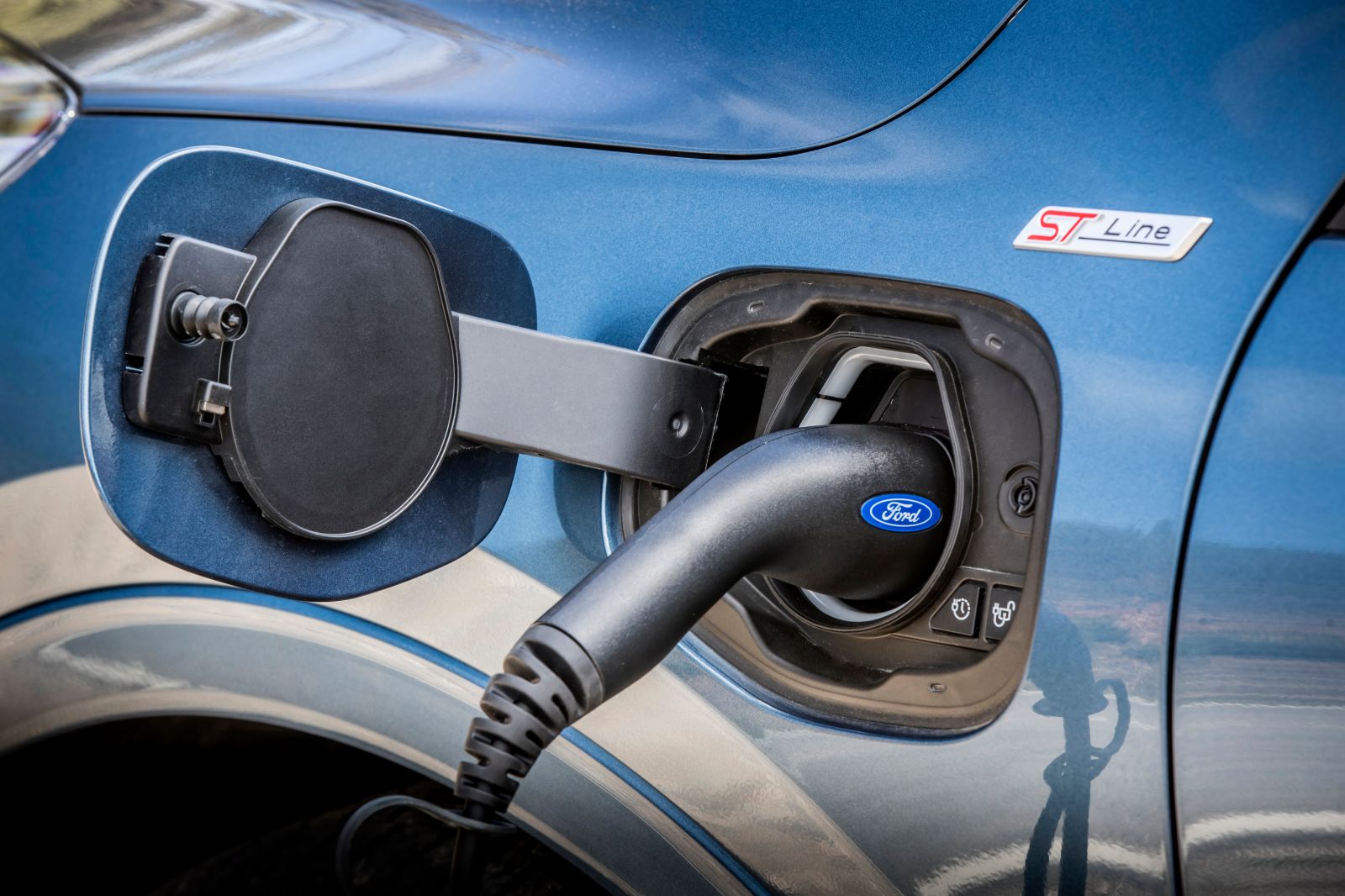 Le promozioni di Ford per i suoi modelli elettrici e plug-in