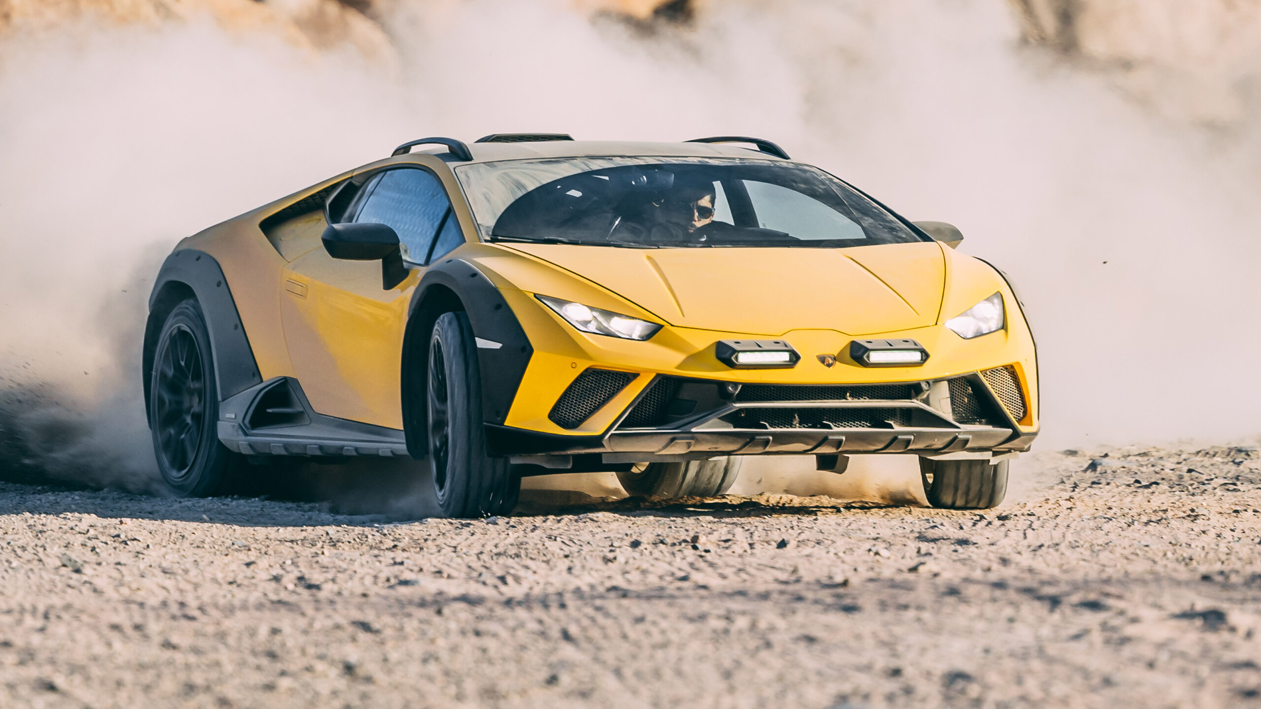 Lamborghini Huracán Sterrato recensioni e opinioni degli esperti